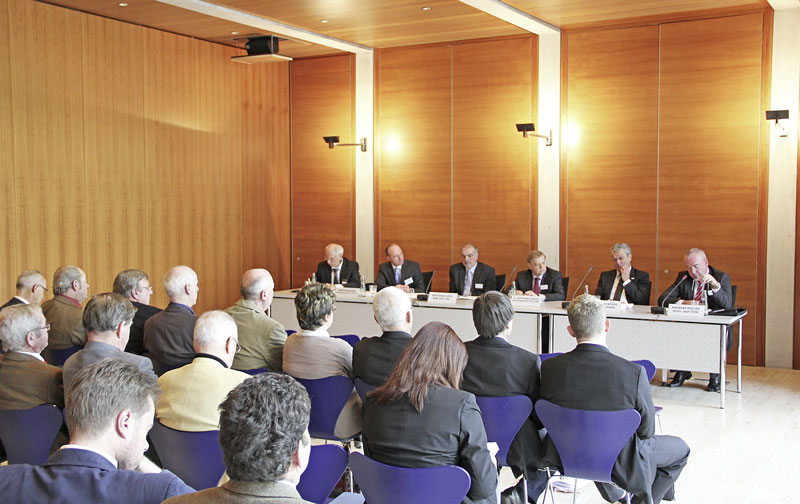 MECKLENBURG-VORPOMMERN - Offener Dialog mit der Politik ...