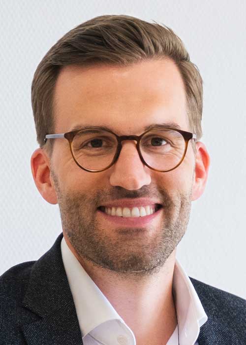 Christian Sieg's Instagram, Twitter & Facebook on IDCrawl